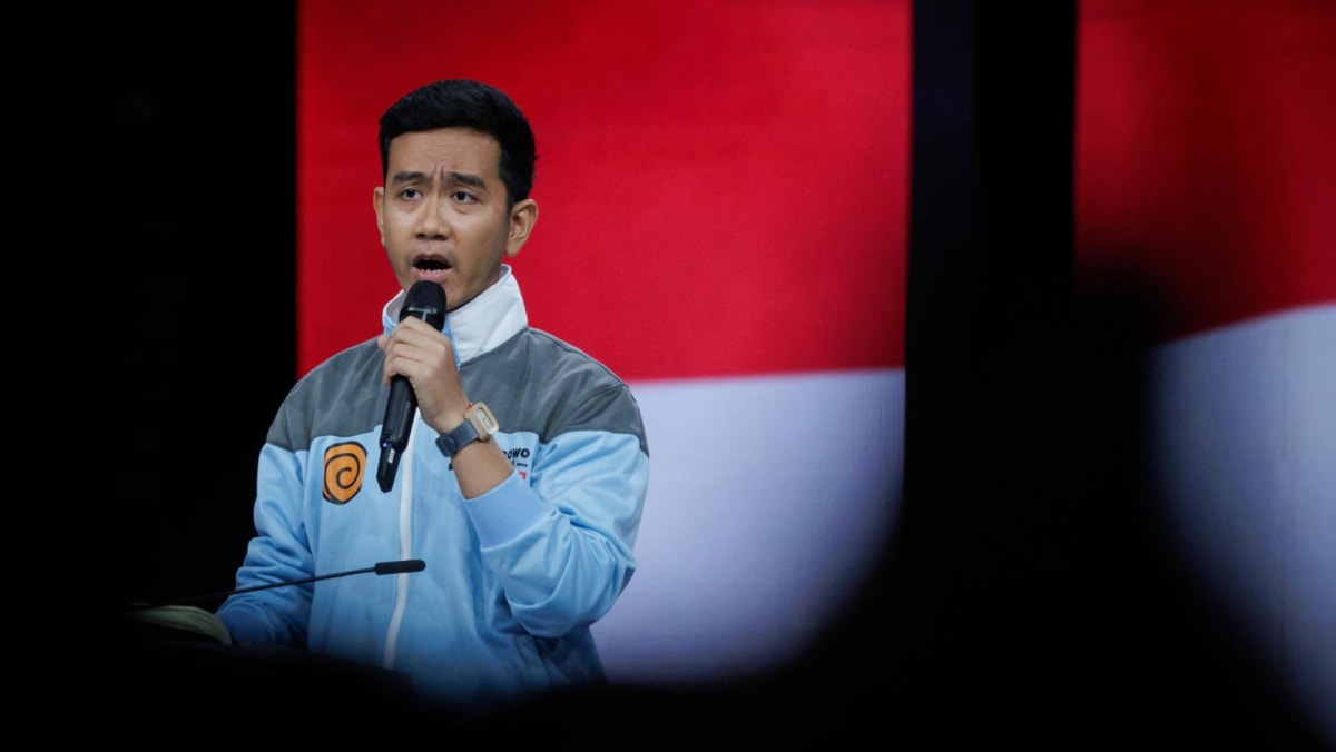 Dent In Public Hype Over Indonesia Vp Candidate Gibran After Rude